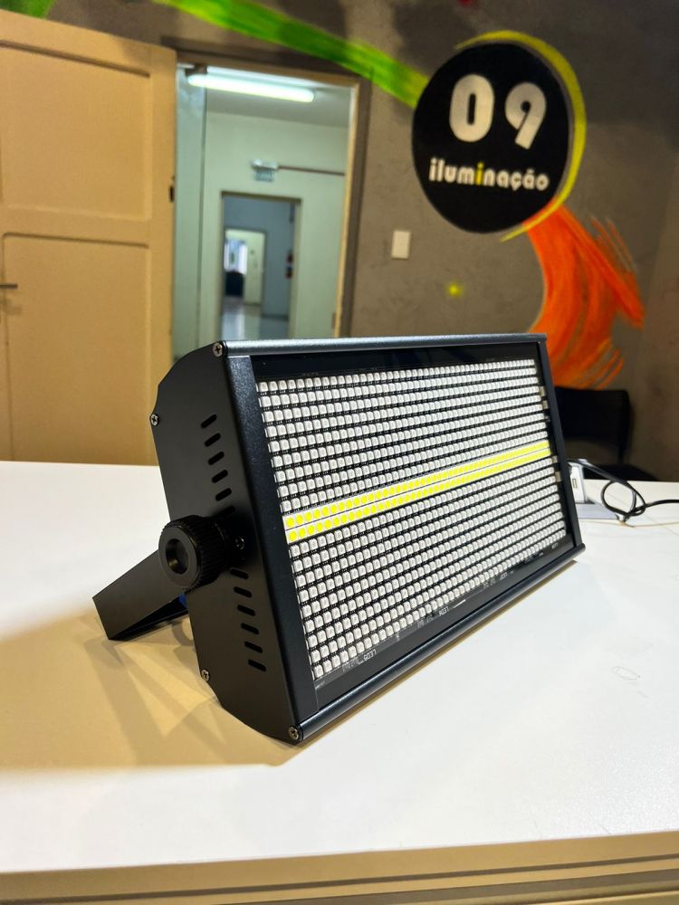 09iluminação - Super Strobo Atomic 3000 Led Rgb 1000w Blinder Dmx Dj